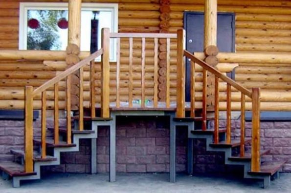 Деревянное крыльцо к дому: 45 красивых и удобных вариантов | Живу за ...